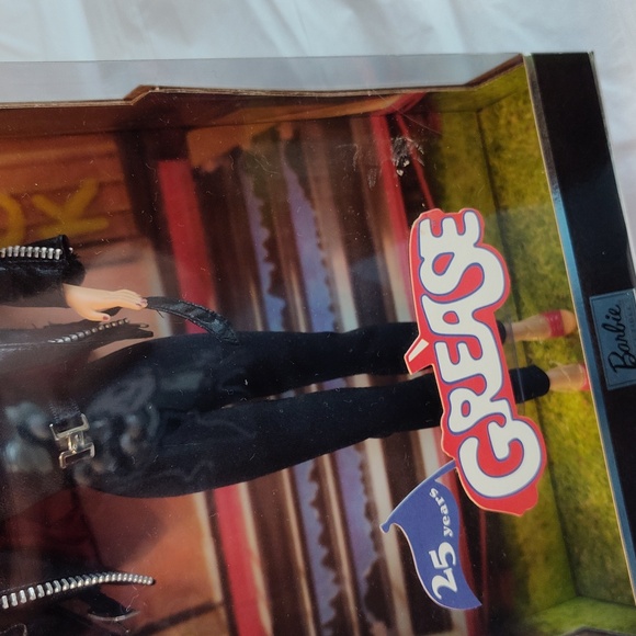 Barbie | Toys | Nrfb Vintage 203 Barbie As Sandy Grease Collector ...